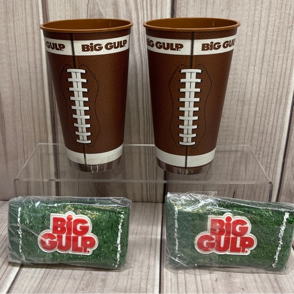 Kitchen | 7 Eleven Set Of 2 Big Gulp Football Cups With Matching Field ...